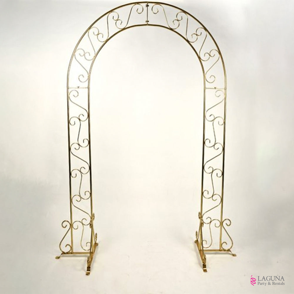 Gold Metal Arch – Trendy Event Entrance